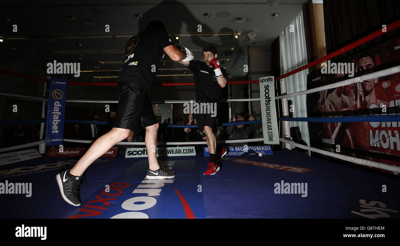 Callum smith and rocky fielding public work out hi-res stock ...
