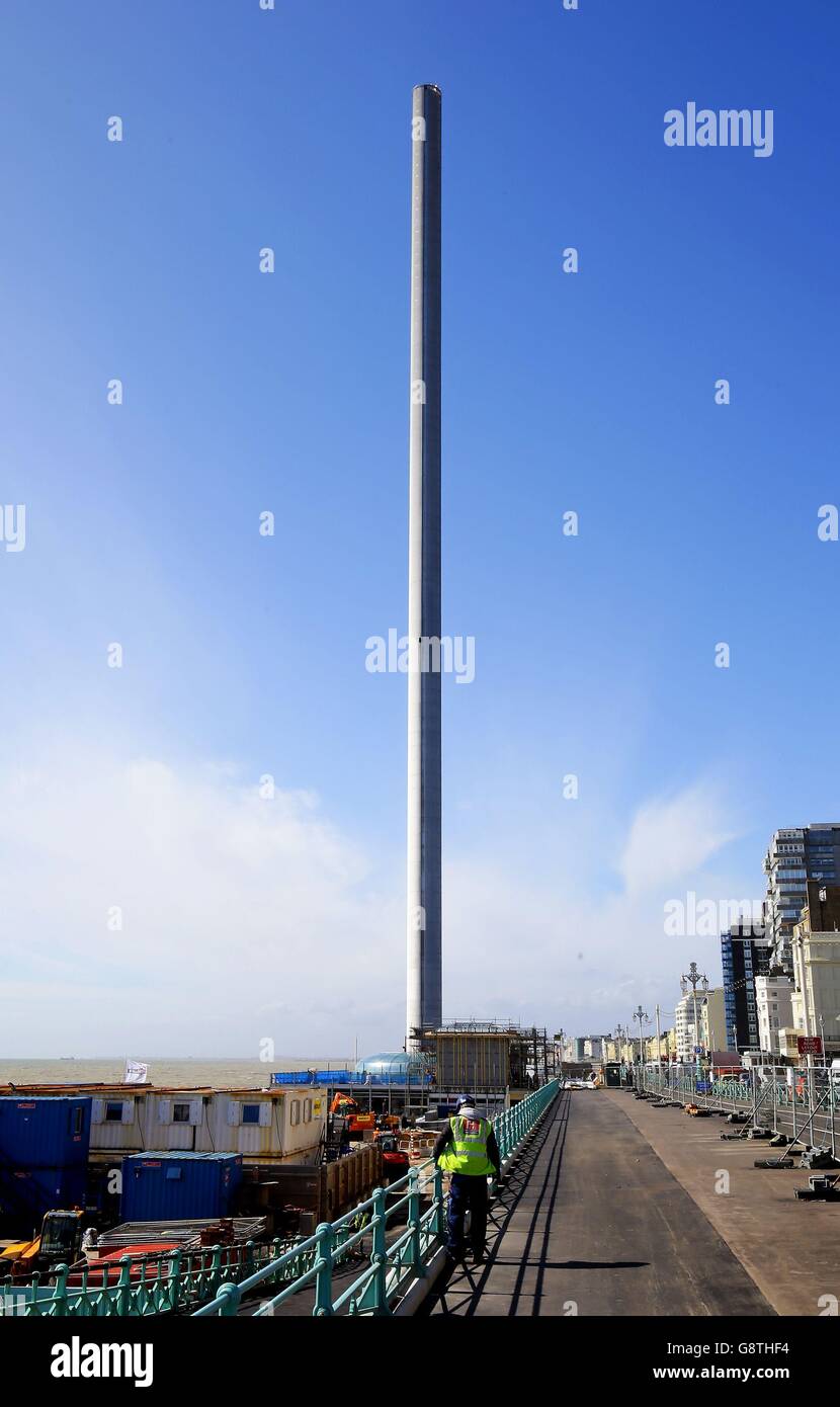 Brighton i360 tower Stock Photo - Alamy
