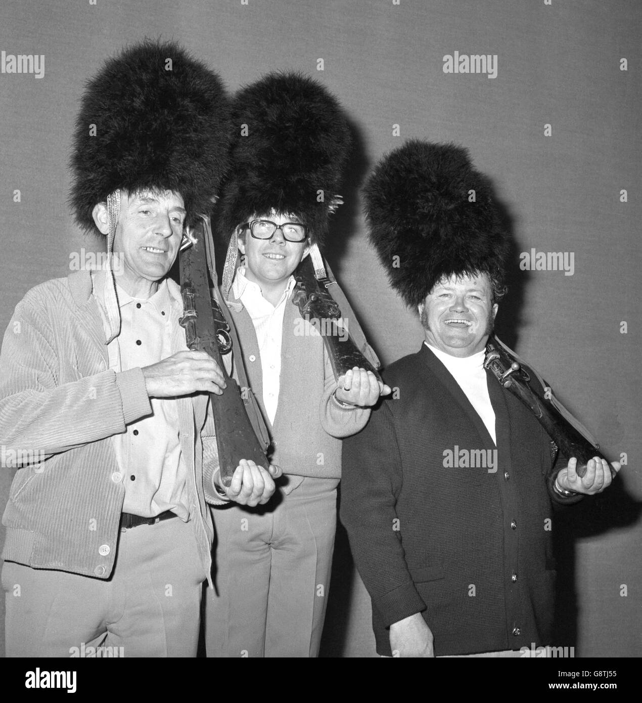 Army costume show hi-res stock photography and images - Alamy