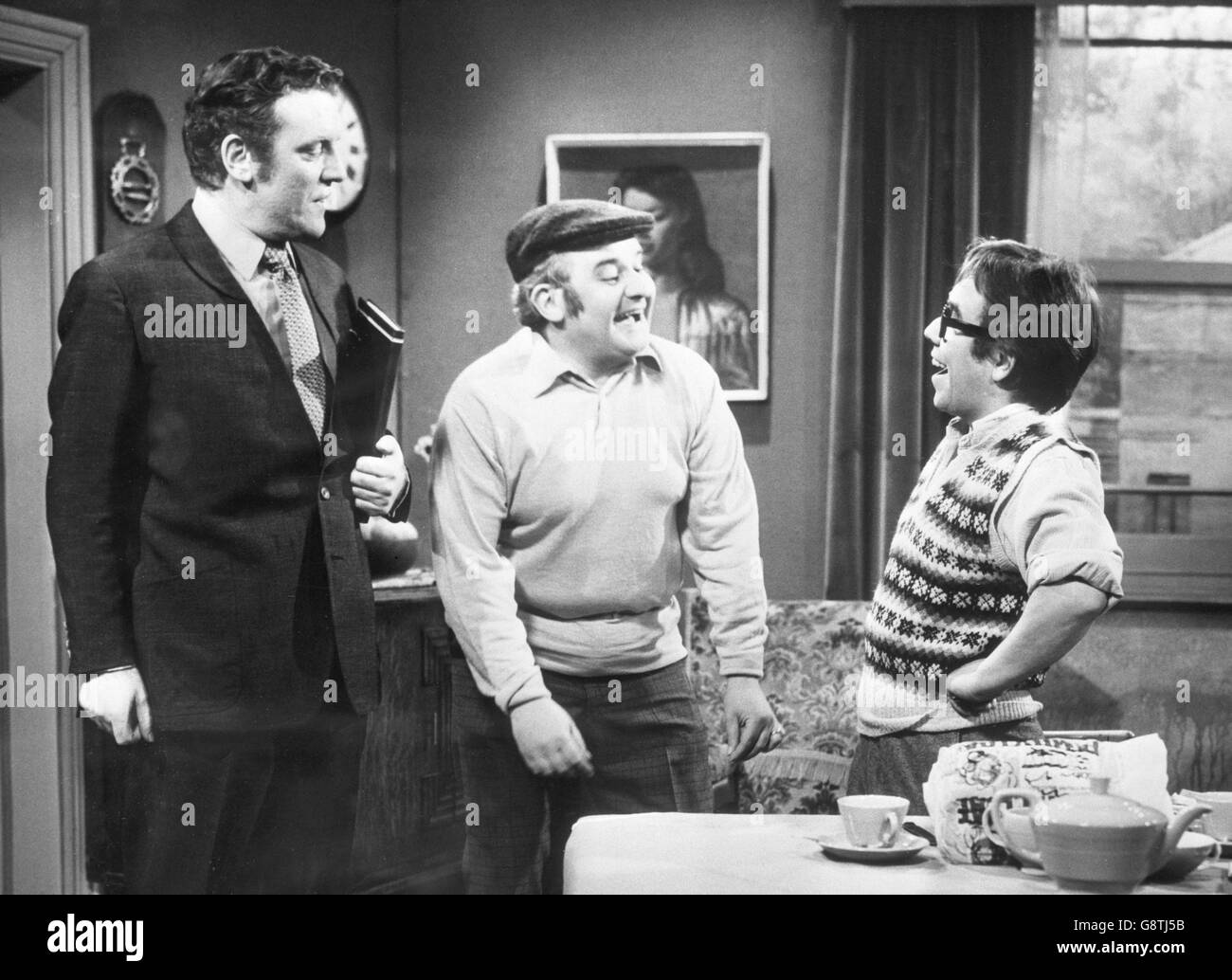 Ronnie Barker Comedian High Resolution Stock Photography and Images - Alamy