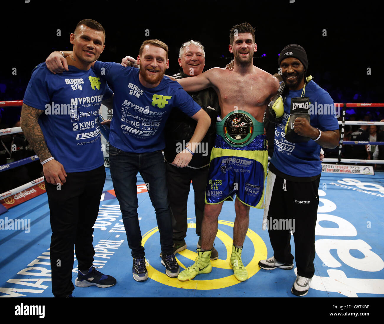 Rocky fielding boxing hi-res stock photography and images - Alamy