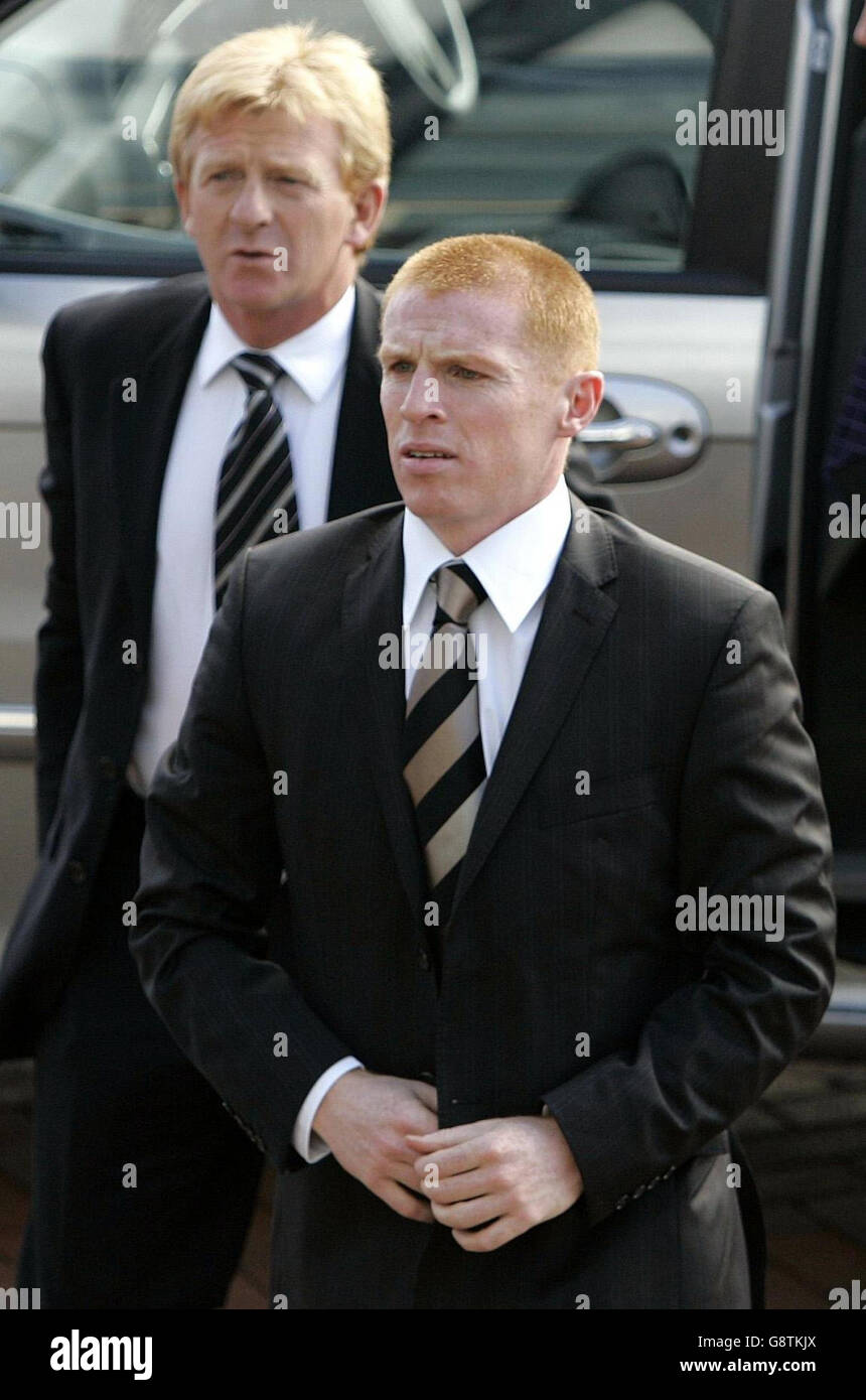 Soccer gordon strachan manager of the month hi-res stock photography ...