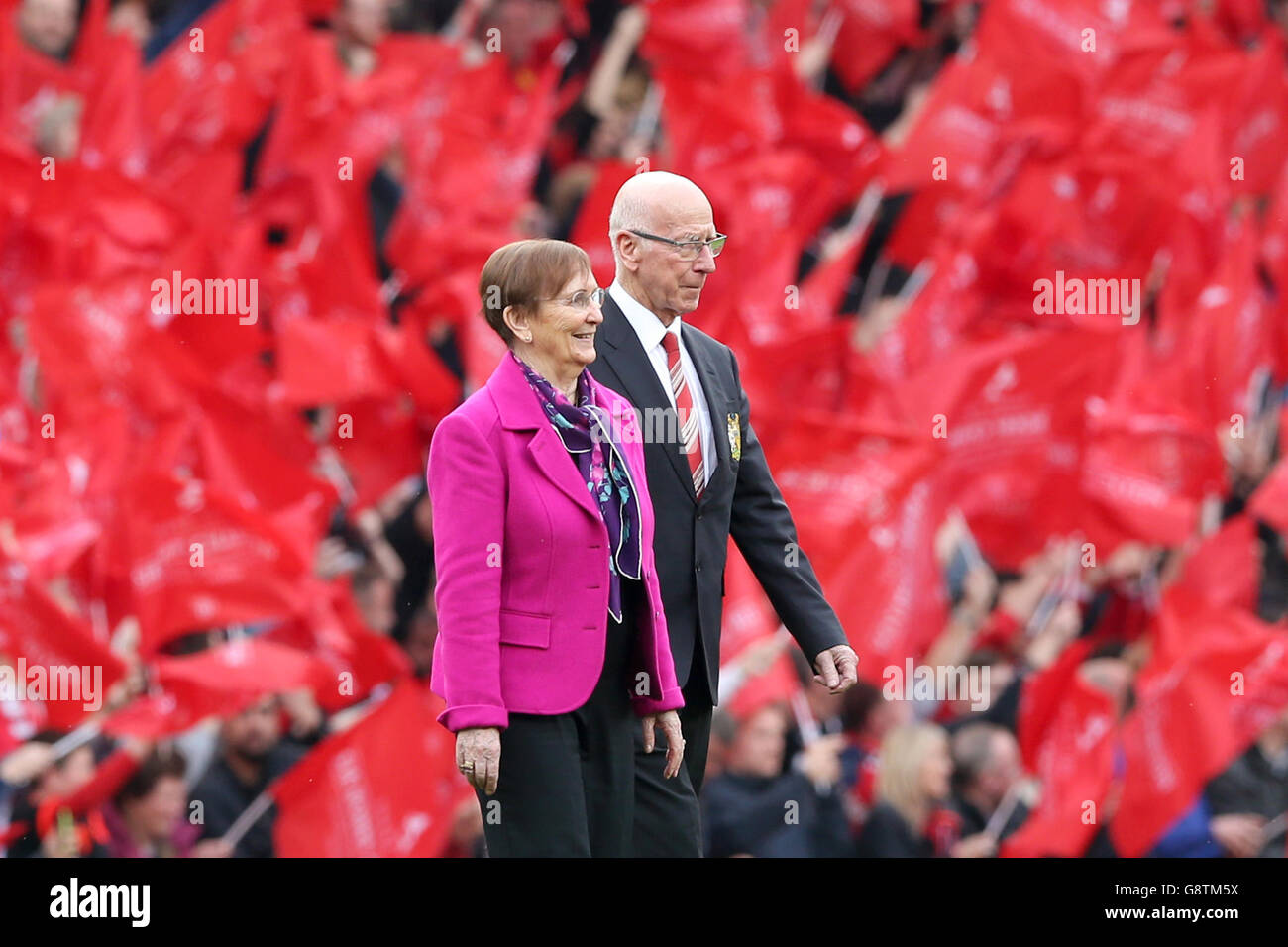 Norma ball and bobby charlton hi-res stock photography and images - Alamy