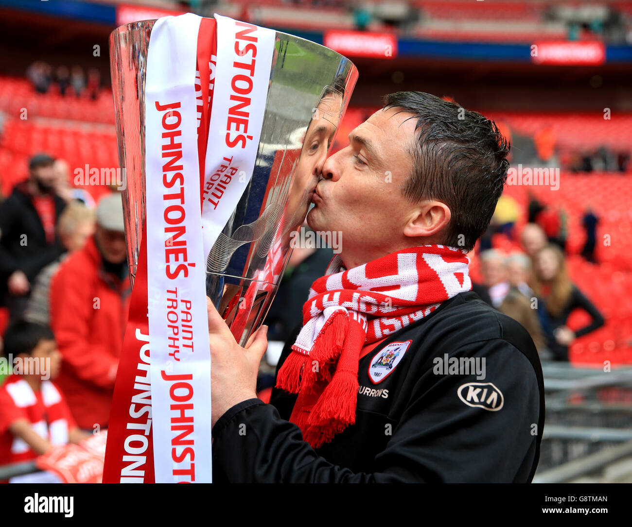 Barnsley manager Paul Heckingbottom celebrates with the Johnstone's ...