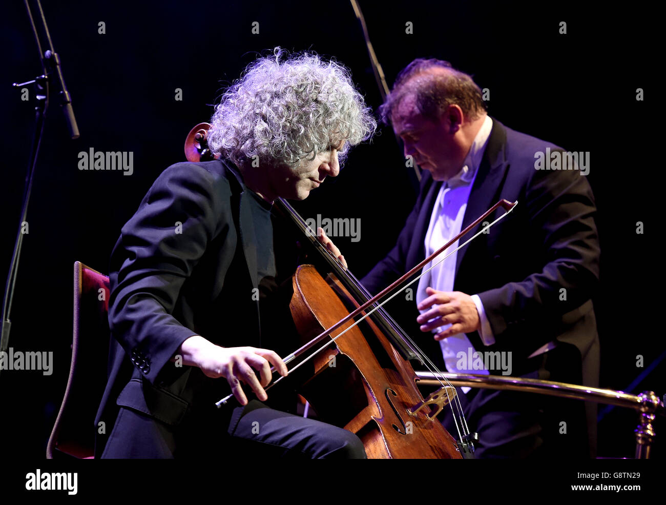 Cellist steven isserlis performs classic fm live royal albert hall hi ...