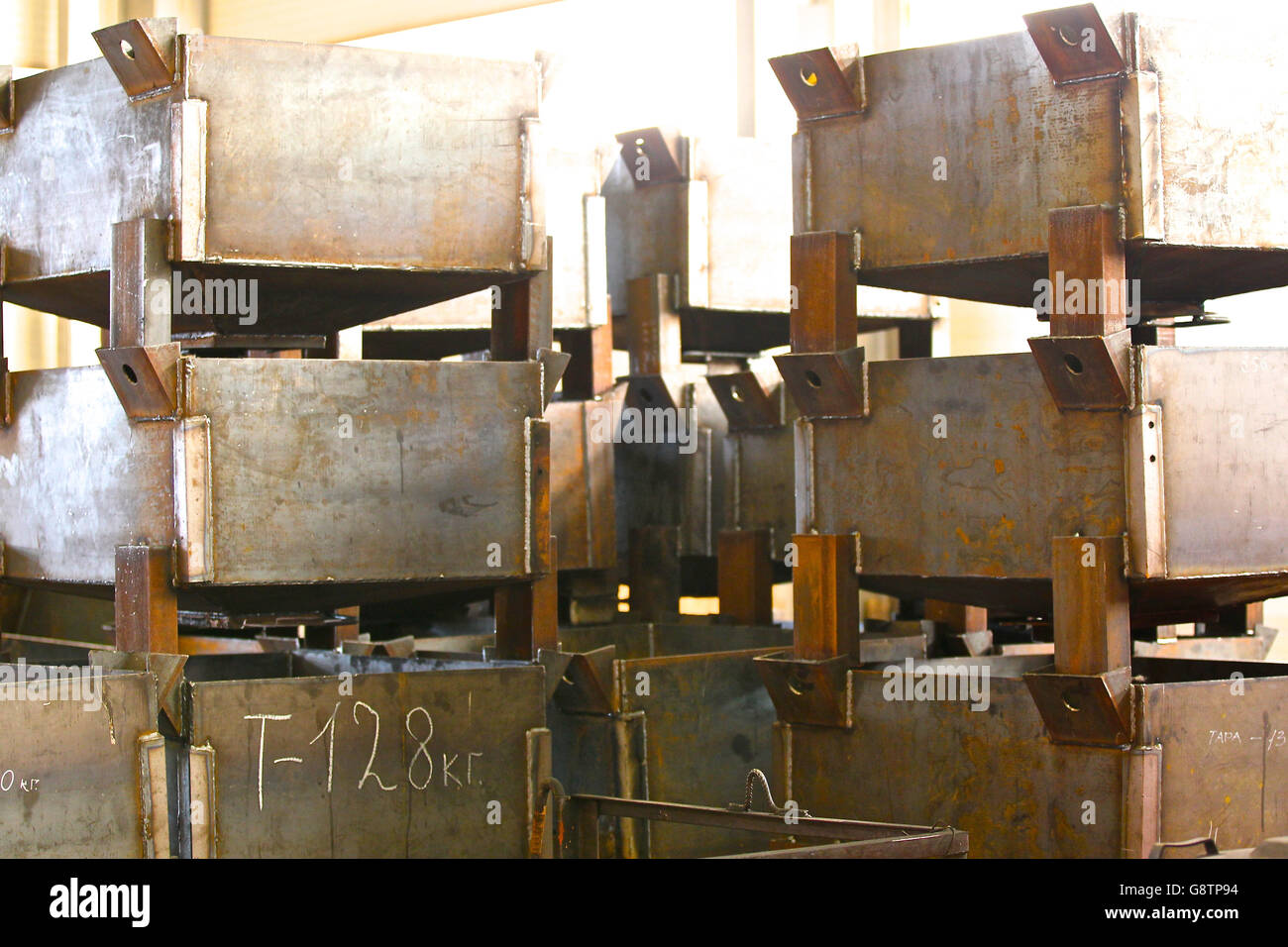 boxes for compact storage of various materials and raw materials in ...