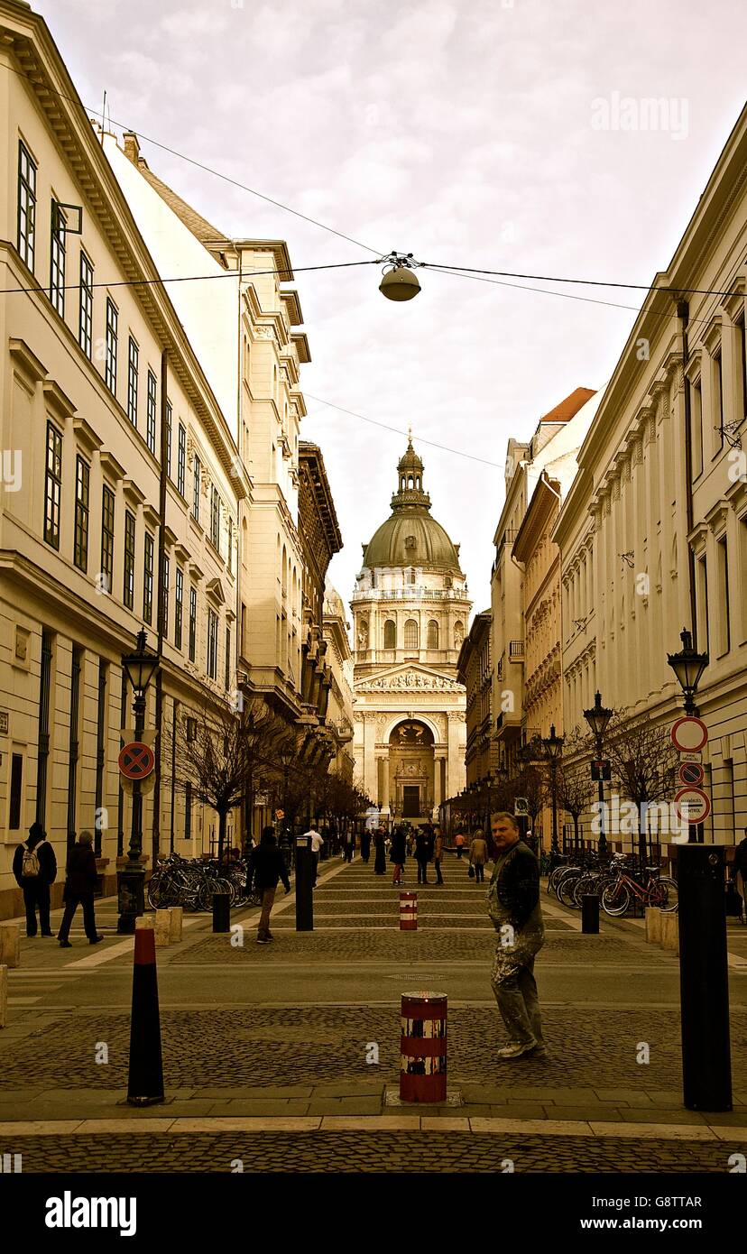 Life in budapest hi-res stock photography and images - Alamy