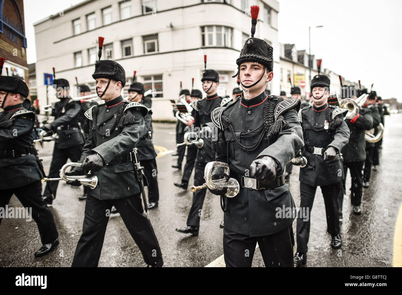 The Rifles parade in Swindon Stock Photo - Alamy