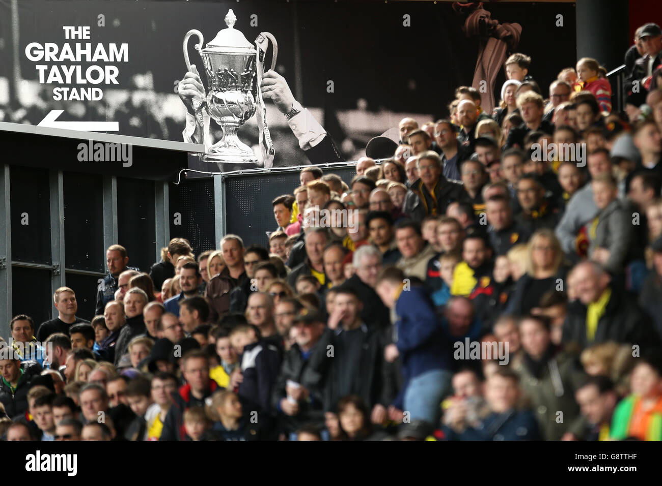 Graham taylor stand hi-res stock photography and images - Alamy
