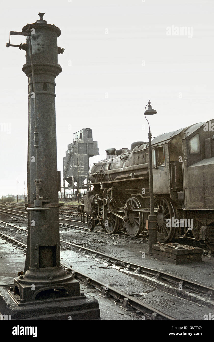 Lner 2 6 0 locomotive hi-res stock photography and images - Alamy