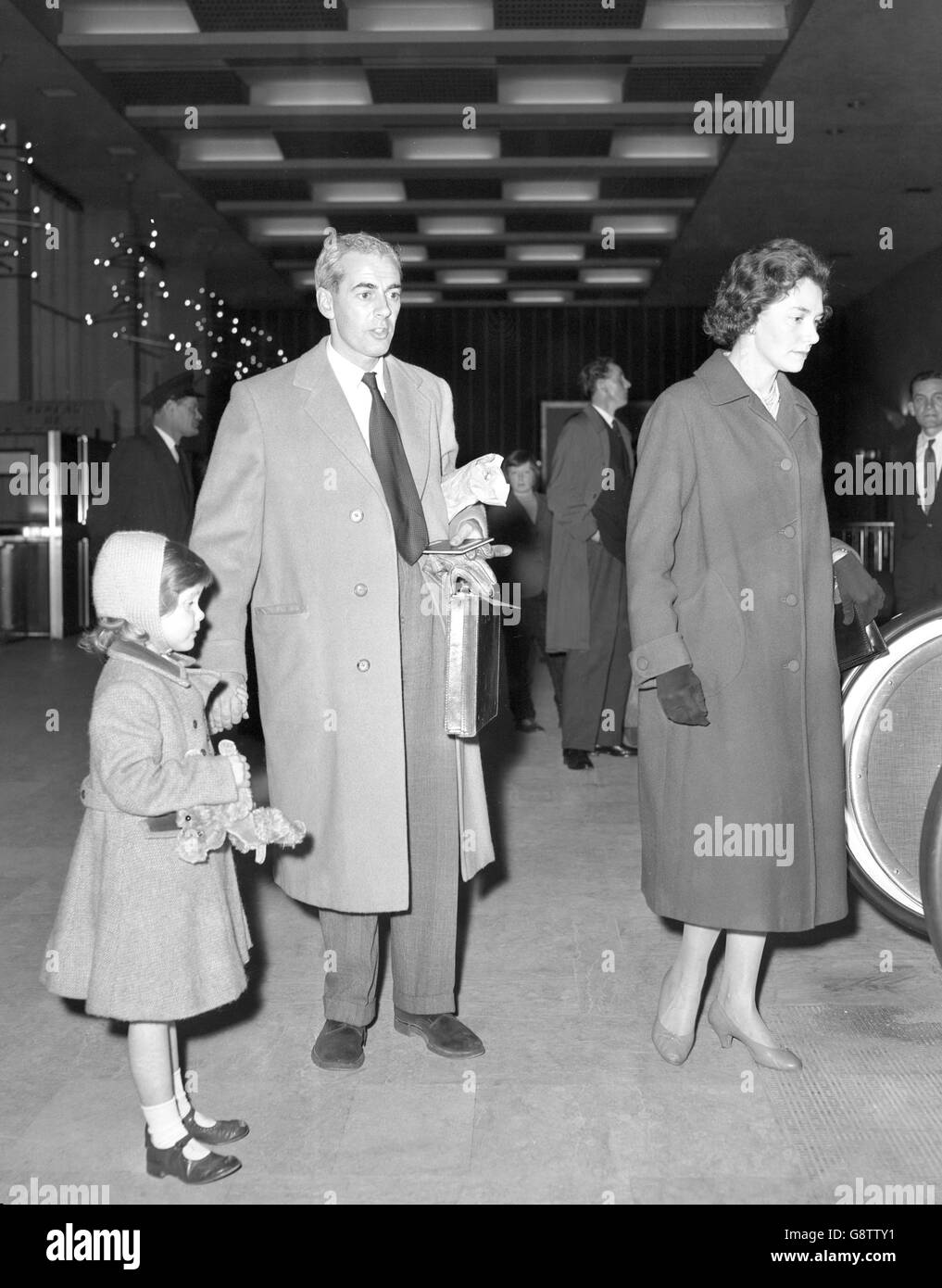 Sir anthony montague browne hi-res stock photography and images - Alamy