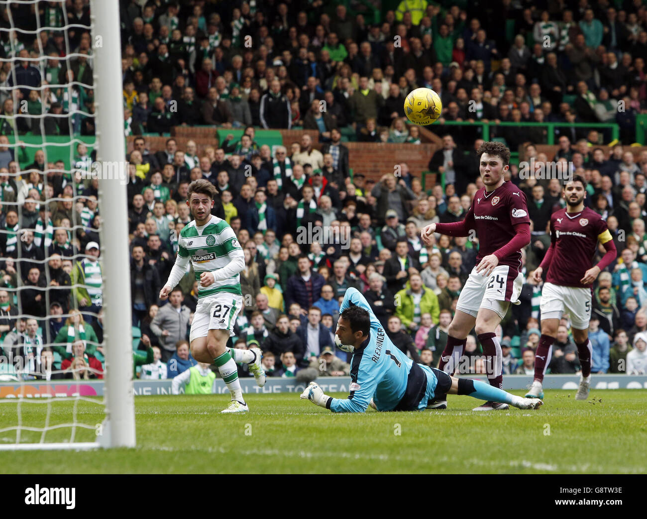 Celtic v Hearts - Ladbrokes Scottish Premiership - Celtic Park. Celtic ...