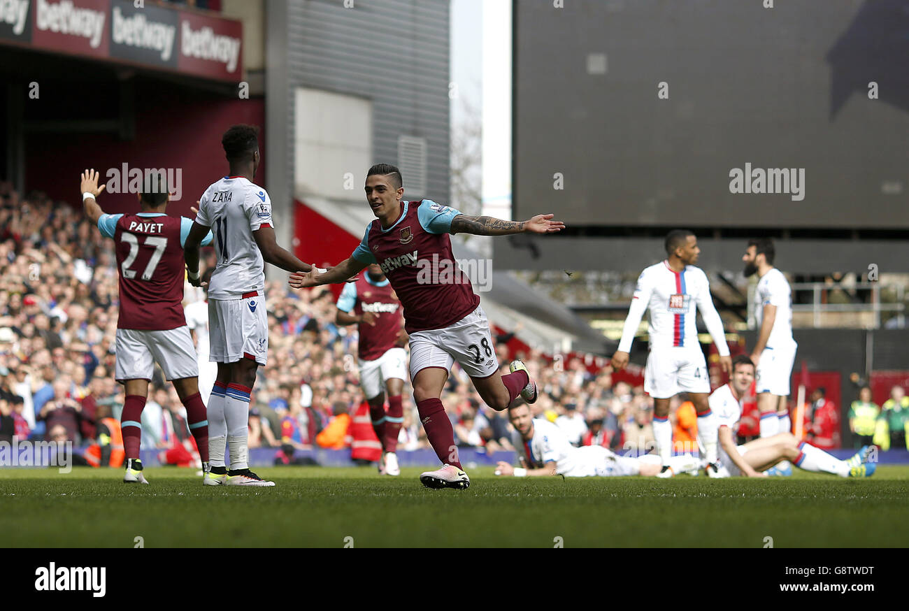 West Ham United v Crystal Palace - Barclays Premier League - Upton Park ...