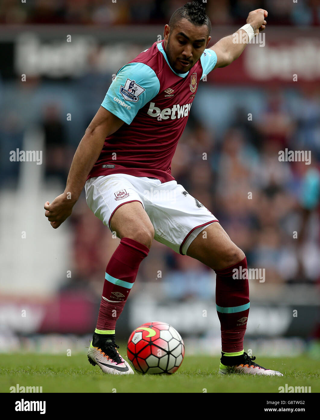 West Ham United v Crystal Palace - Barclays Premier League - Upton Park ...