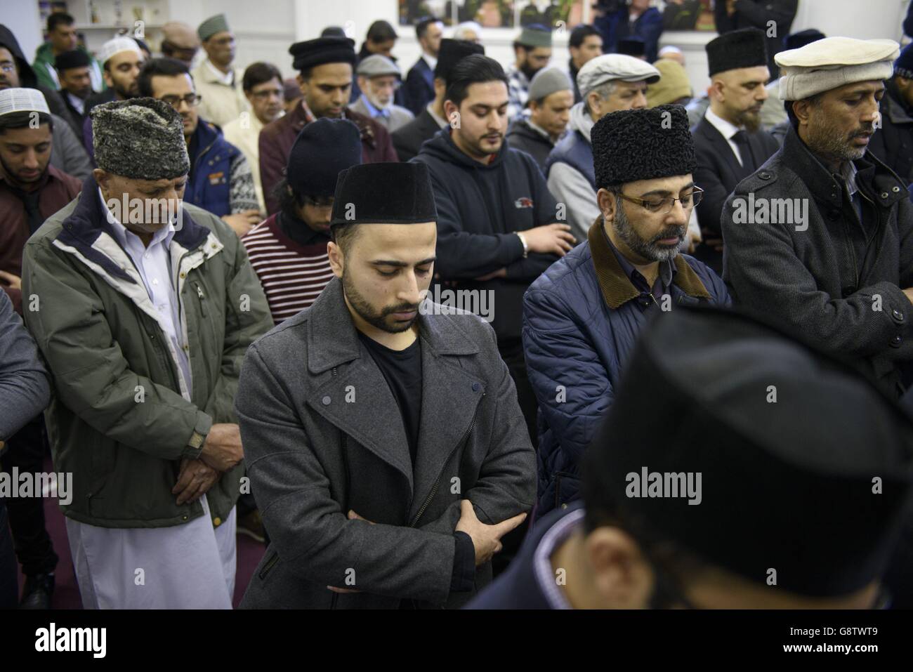 Asad Shah Funeral Stock Photo - Alamy