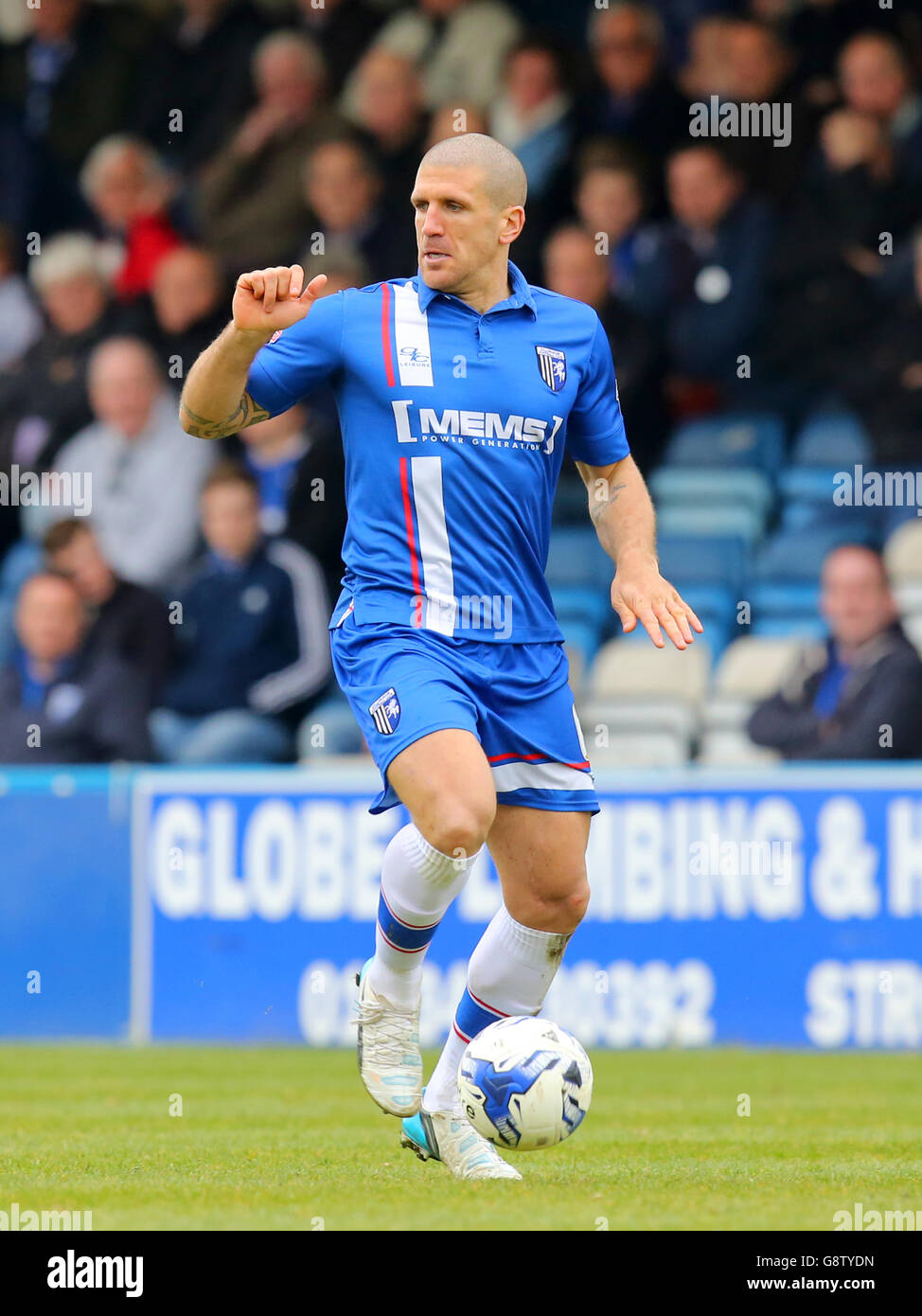 Soccer gillingham hi-res stock photography and images - Alamy