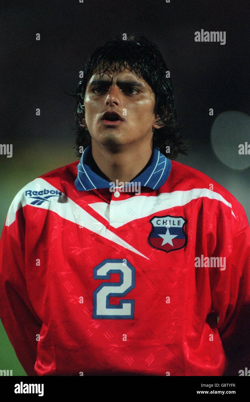 Soccer - World Cup Qualifier - Chile v Peru. Francisco Rojas, Chile ...