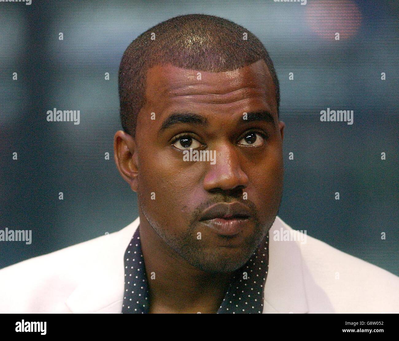 MTV's TRL - Total Request Live - Leicester Square Stock Photo - Alamy