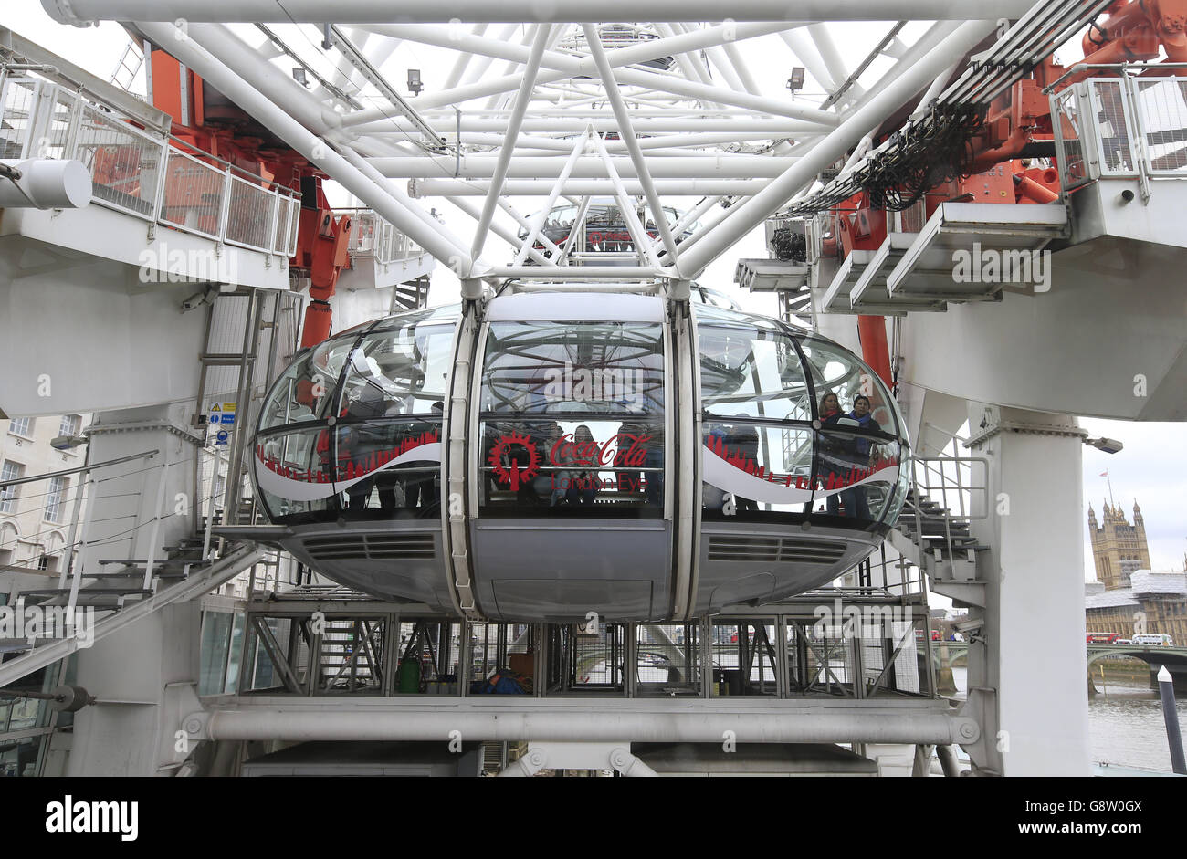 London Eye stock. A capsule at the London Eye Stock Photo - Alamy