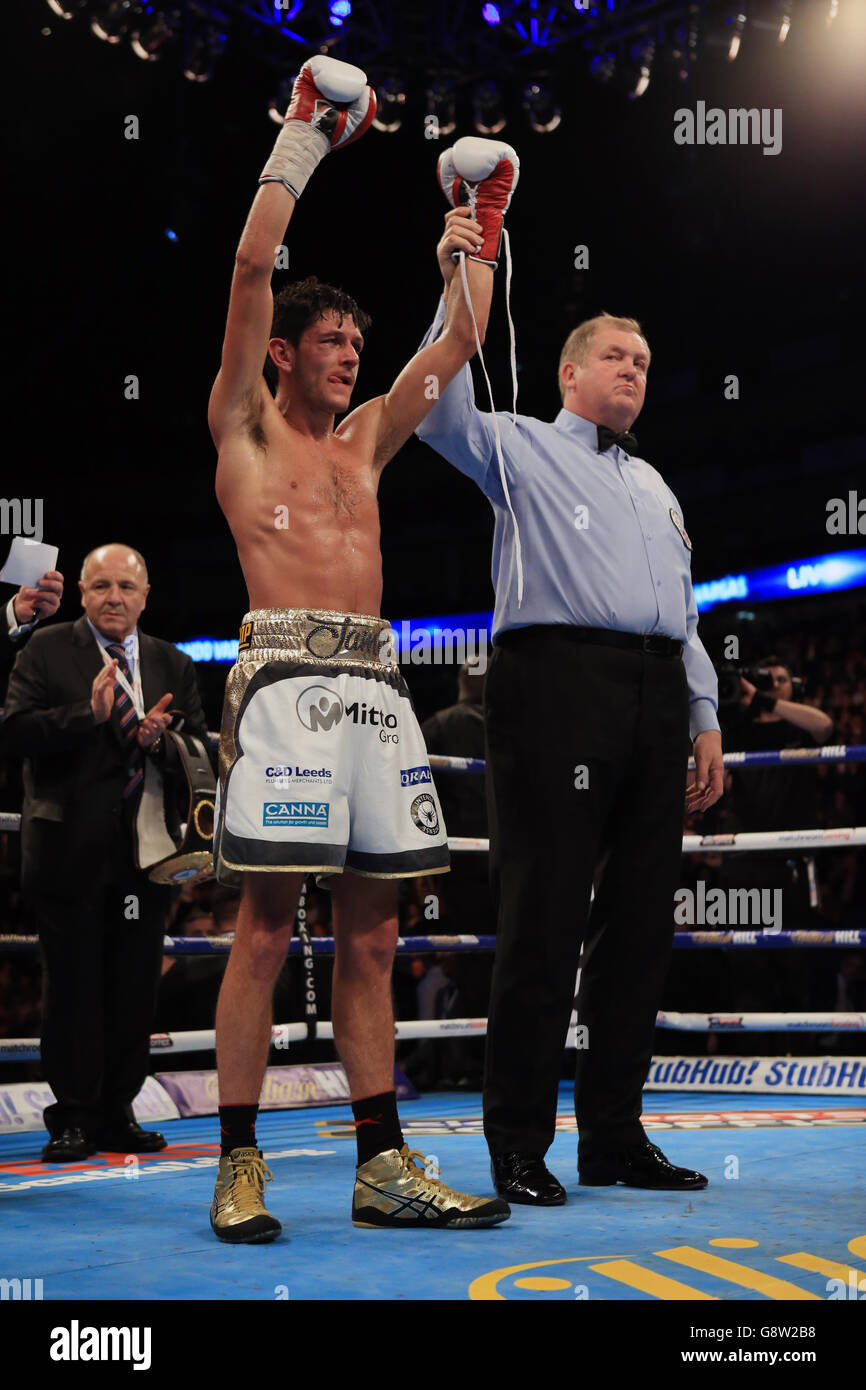 Jamie McDonnell celebrates beating Fernando Vargas in the WBA ...
