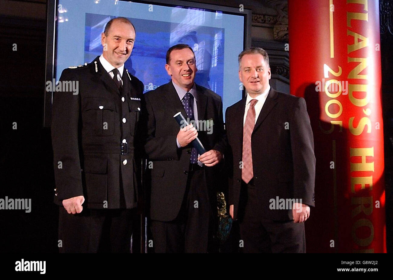 (L - r) Chief superintendent Colin McKerracher, James Craik and First ...
