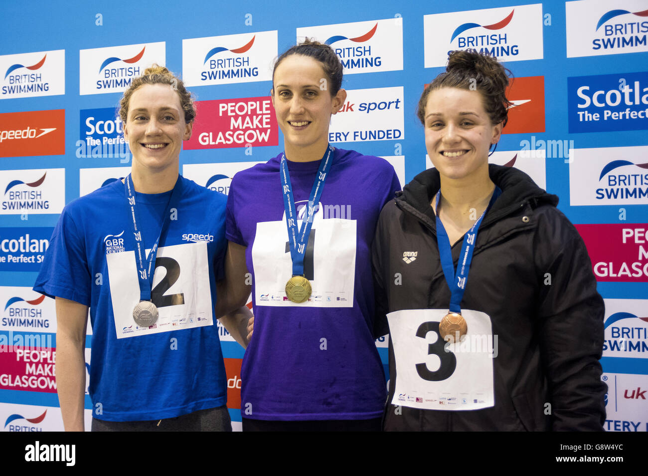 Winner Georgia Davies (centre) with scond placed Elizabeth Simmonds ...