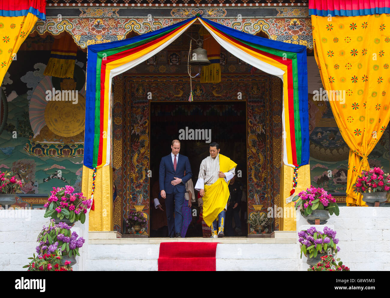 Jigme khesar namgyel wangchuck hi-res stock photography and images - Alamy