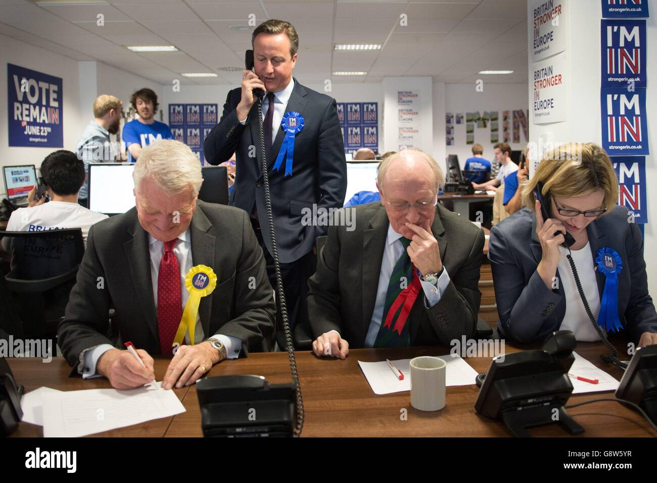 Lord ashdown left and lord kinnock hi-res stock photography and images ...