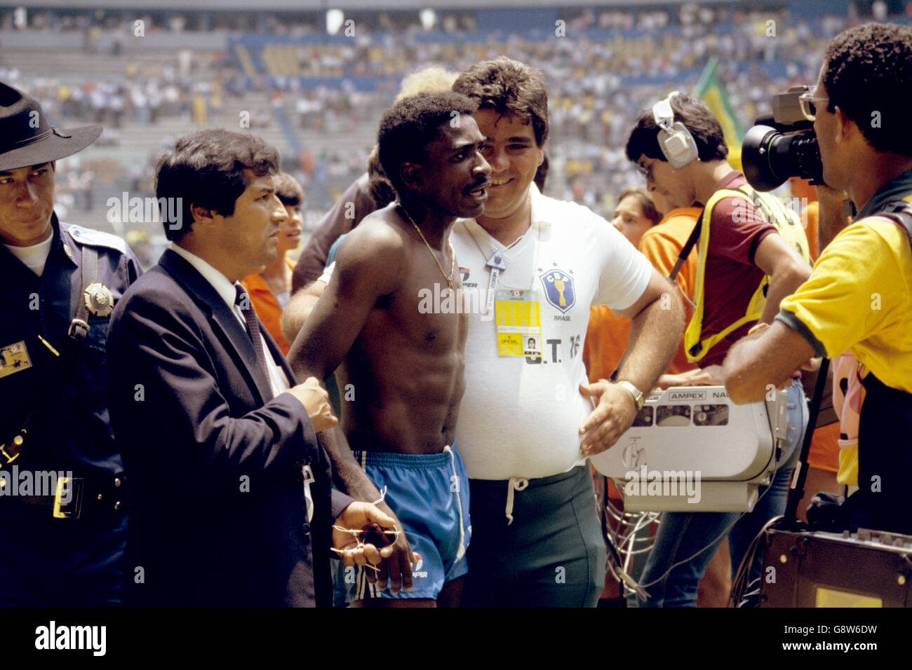 Soccer - FIFA World Cup Mexico 86 - Round of 16 - Brazil v Poland ...