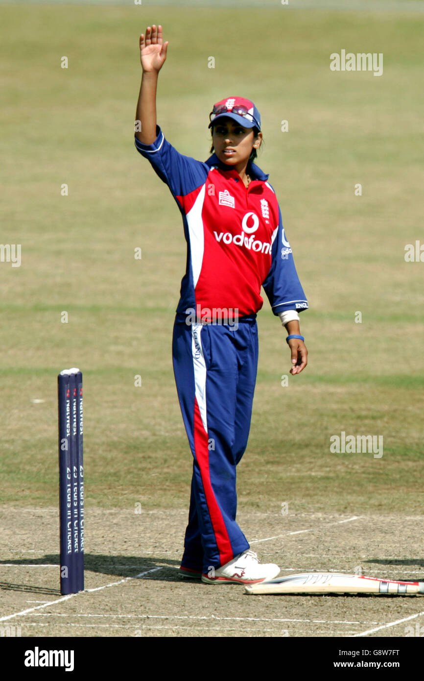 Isa guha england hi-res stock photography and images - Alamy