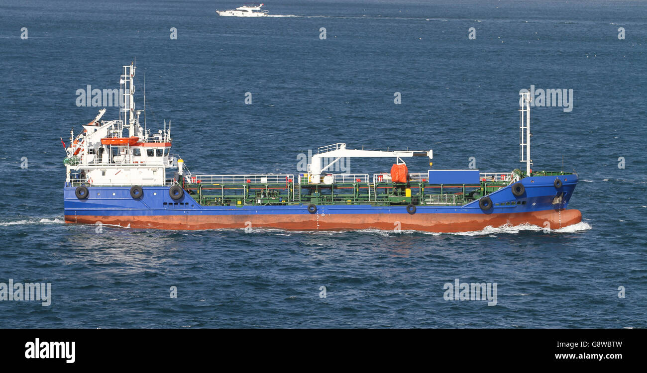 Blue tanker hi-res stock photography and images - Alamy
