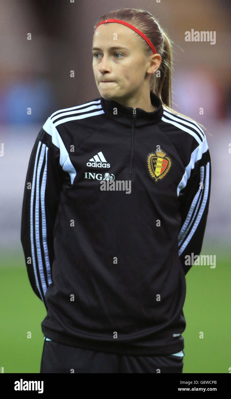 Julie biesmans hi-res stock photography and images - Alamy