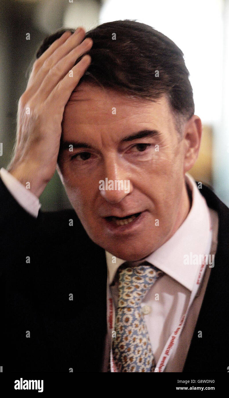 Peter mandelson 2005 hi-res stock photography and images - Alamy