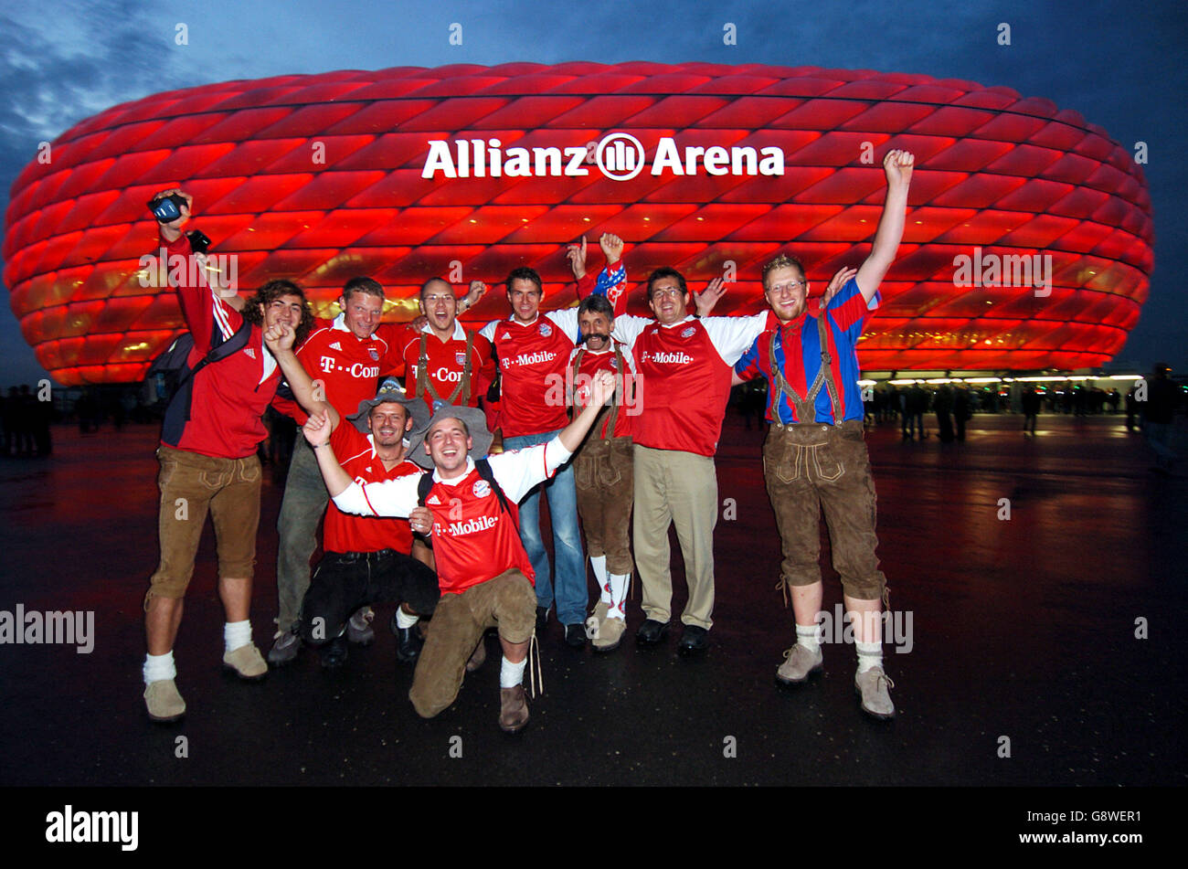 Bayern munichs fans outside their new stadium hi-res stock photography ...
