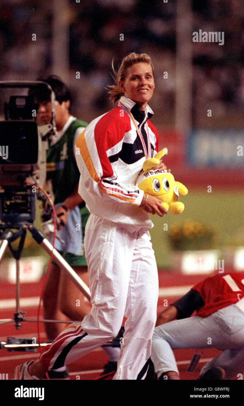 Athletics - World Championships Tokyo, 100m Medal Ceremony Stock Photo ...