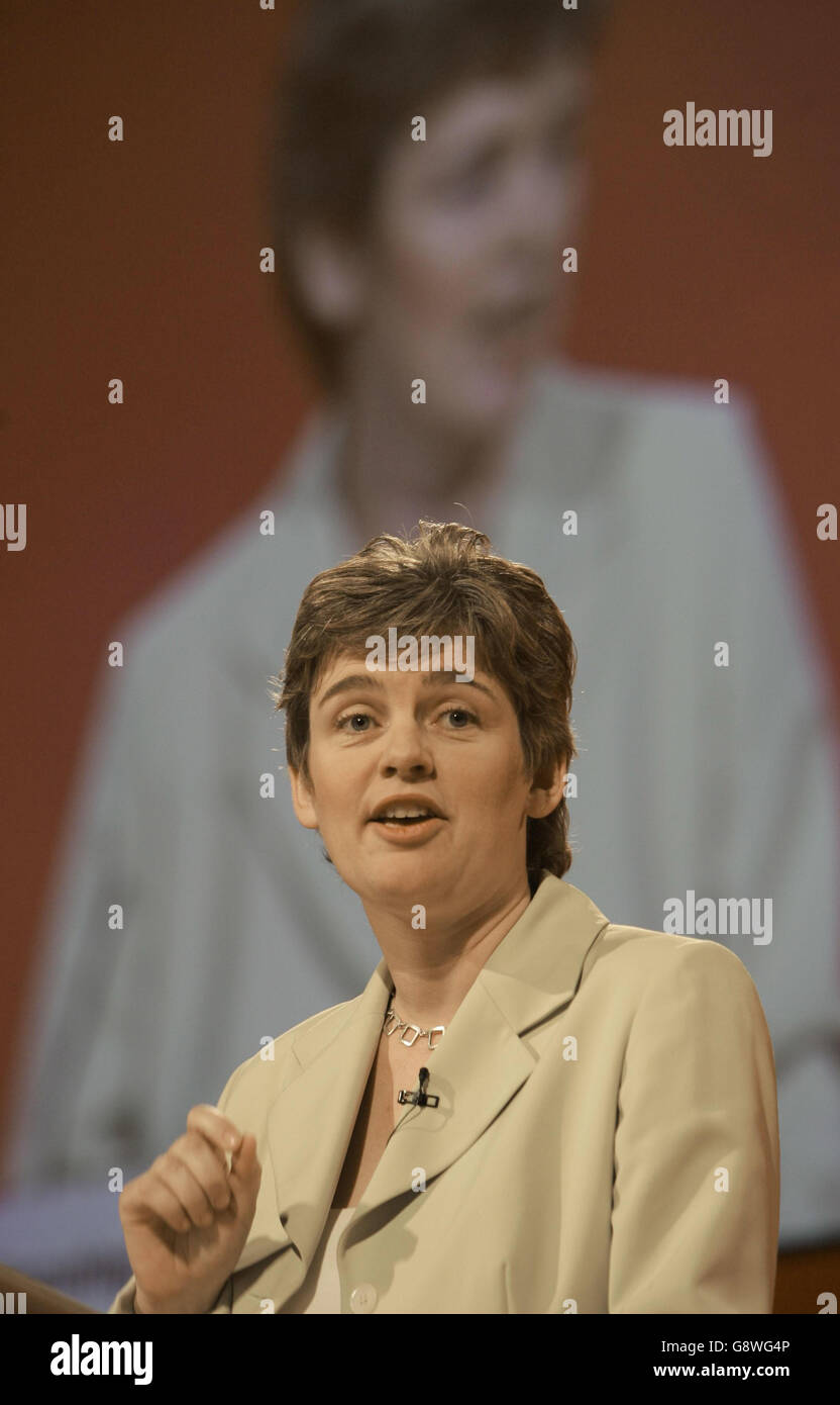 Education Secretary Ruth Kelly speaks at the Labour conference ...