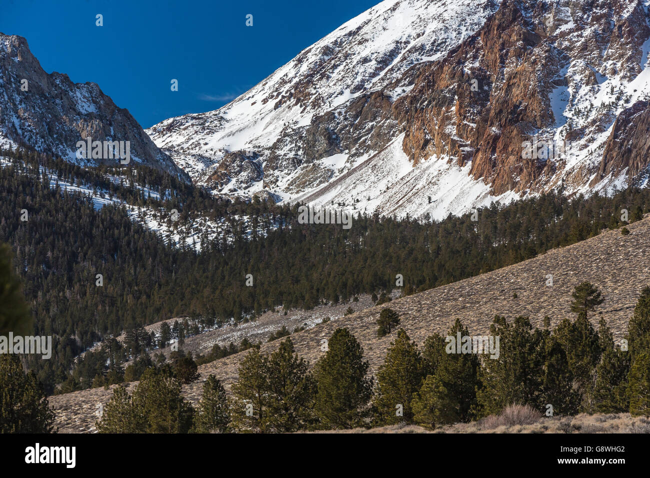 eastern sierra mountains california Stock Photo - Alamy