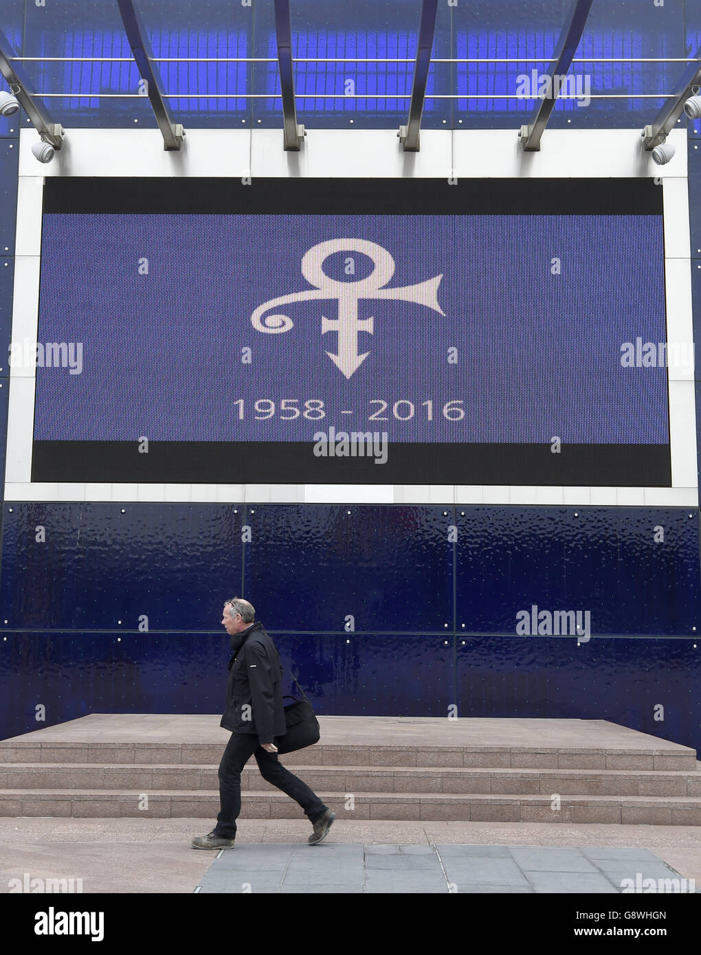 Post mortem tribute hi-res stock photography and images - Alamy