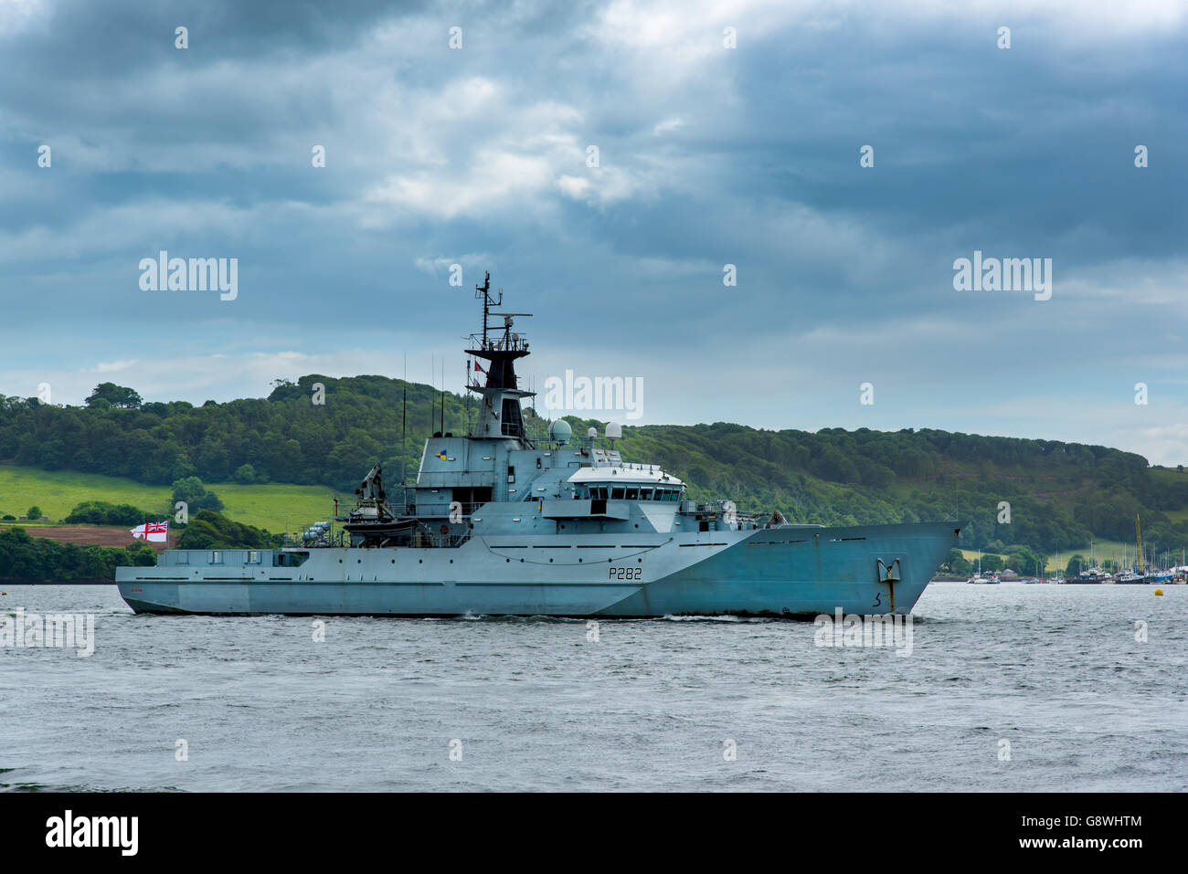 HMS Severn, P282, a River class offshore patrol vessel, on the River ...