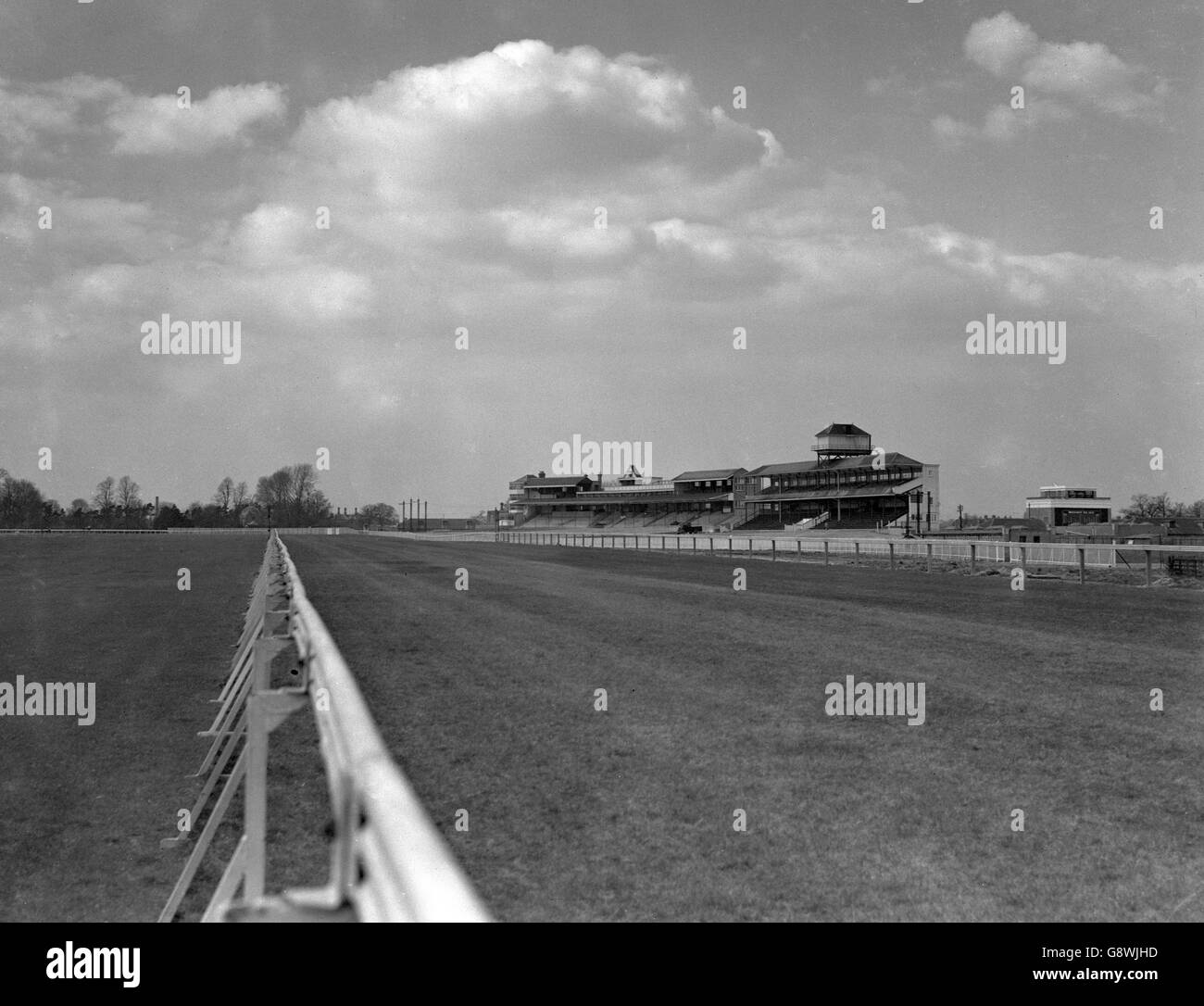Newbury Racecourse - 1949 Stock Photo - Alamy