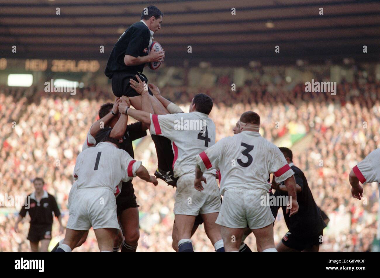 Rugby Union - England v New Zealand Stock Photo - Alamy
