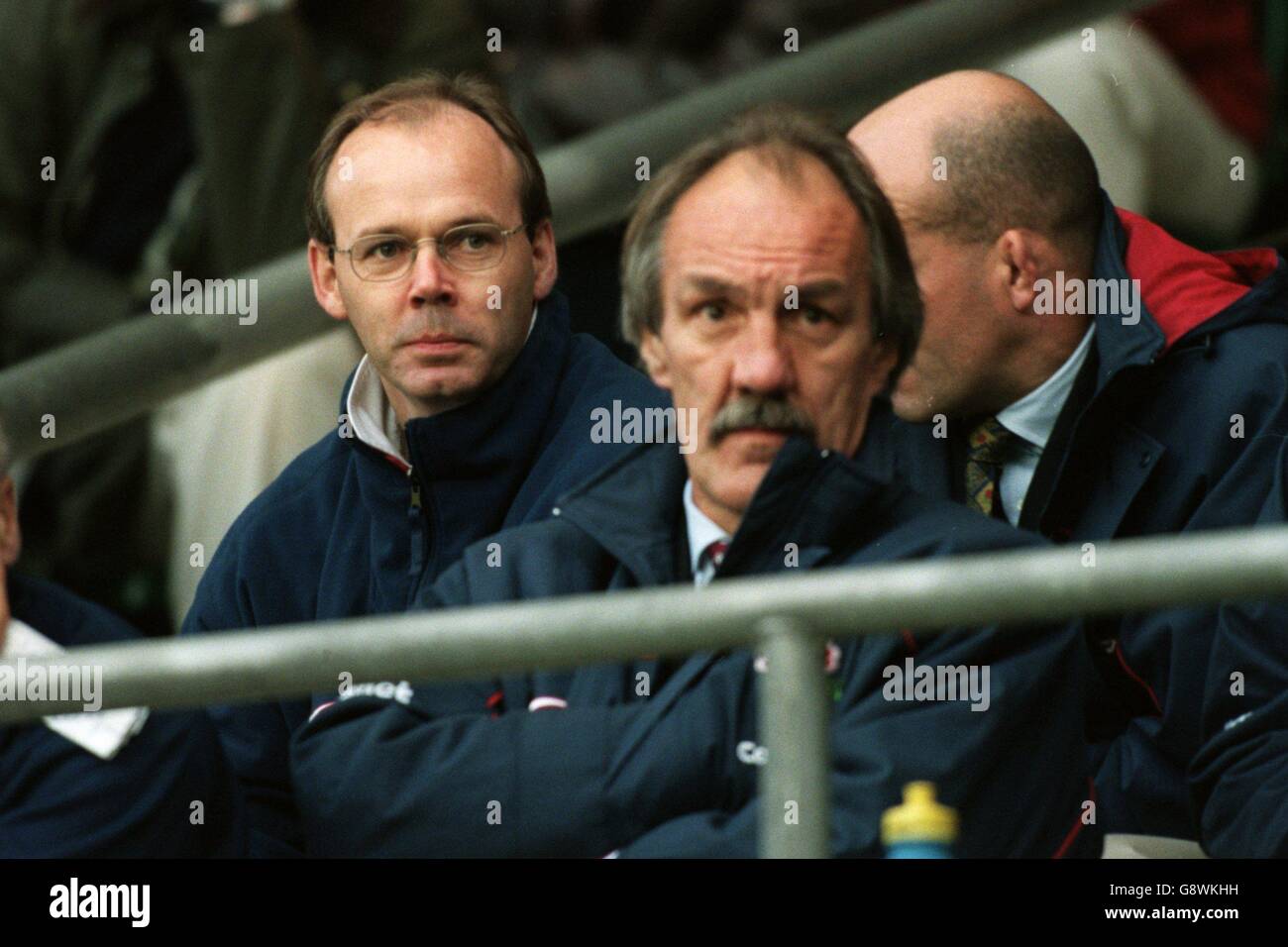 Rugby Union - England v South Africa. England coach Clive Woodward ...