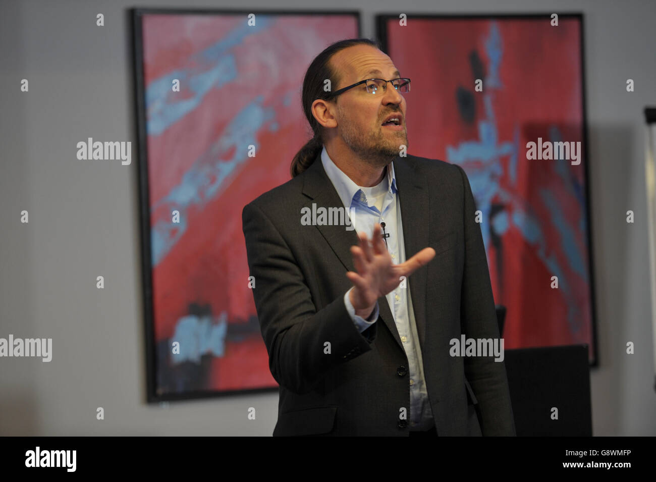 Envisioning hi-res stock photography and images - Alamy