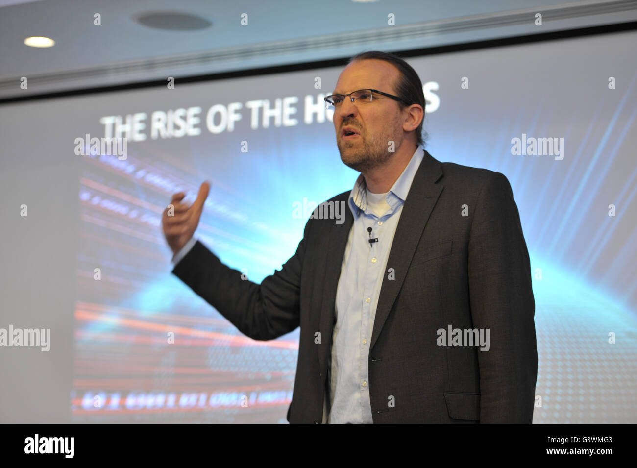 David Coplin, Chief Envisioning Officer at Microsoft. European Alliance ...