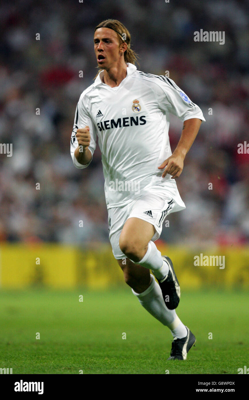 Real madrid santiago bernabeu hi-res stock photography and images - Alamy