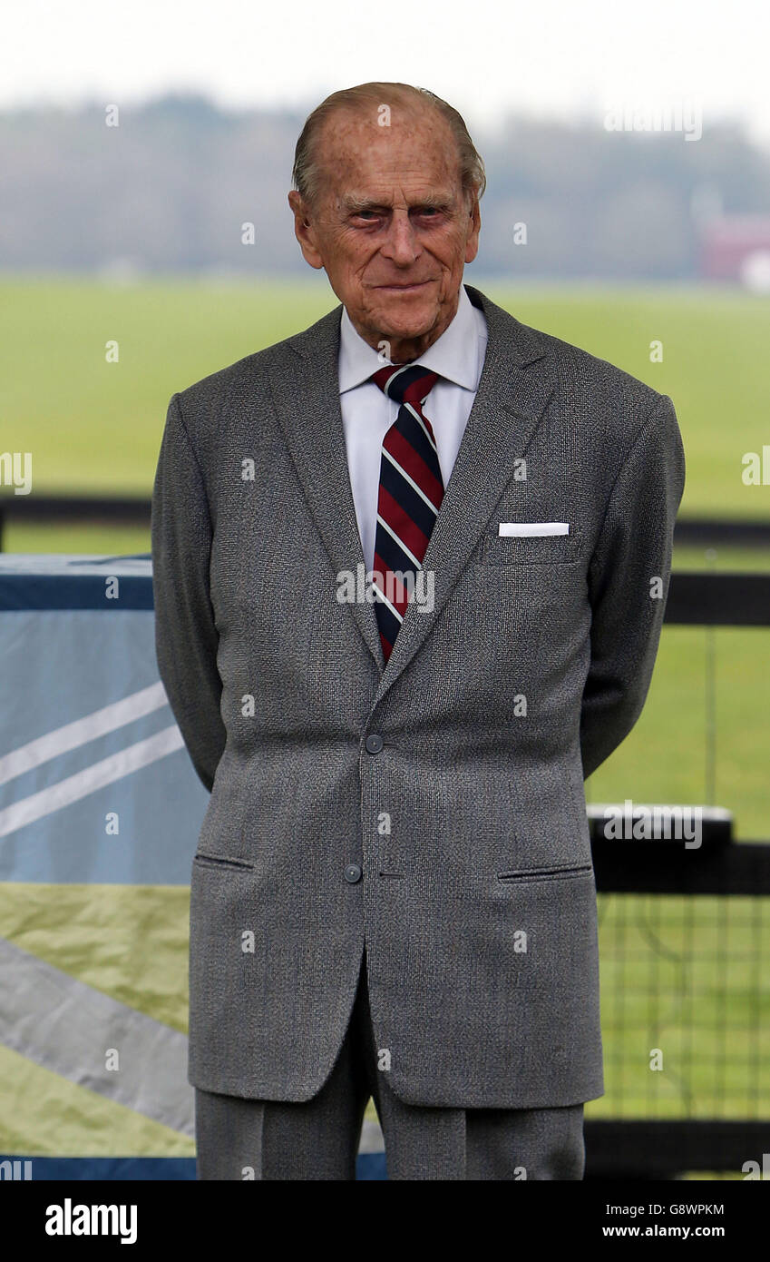 Duke of edinburgh unveils airfield memorial hi-res stock photography ...