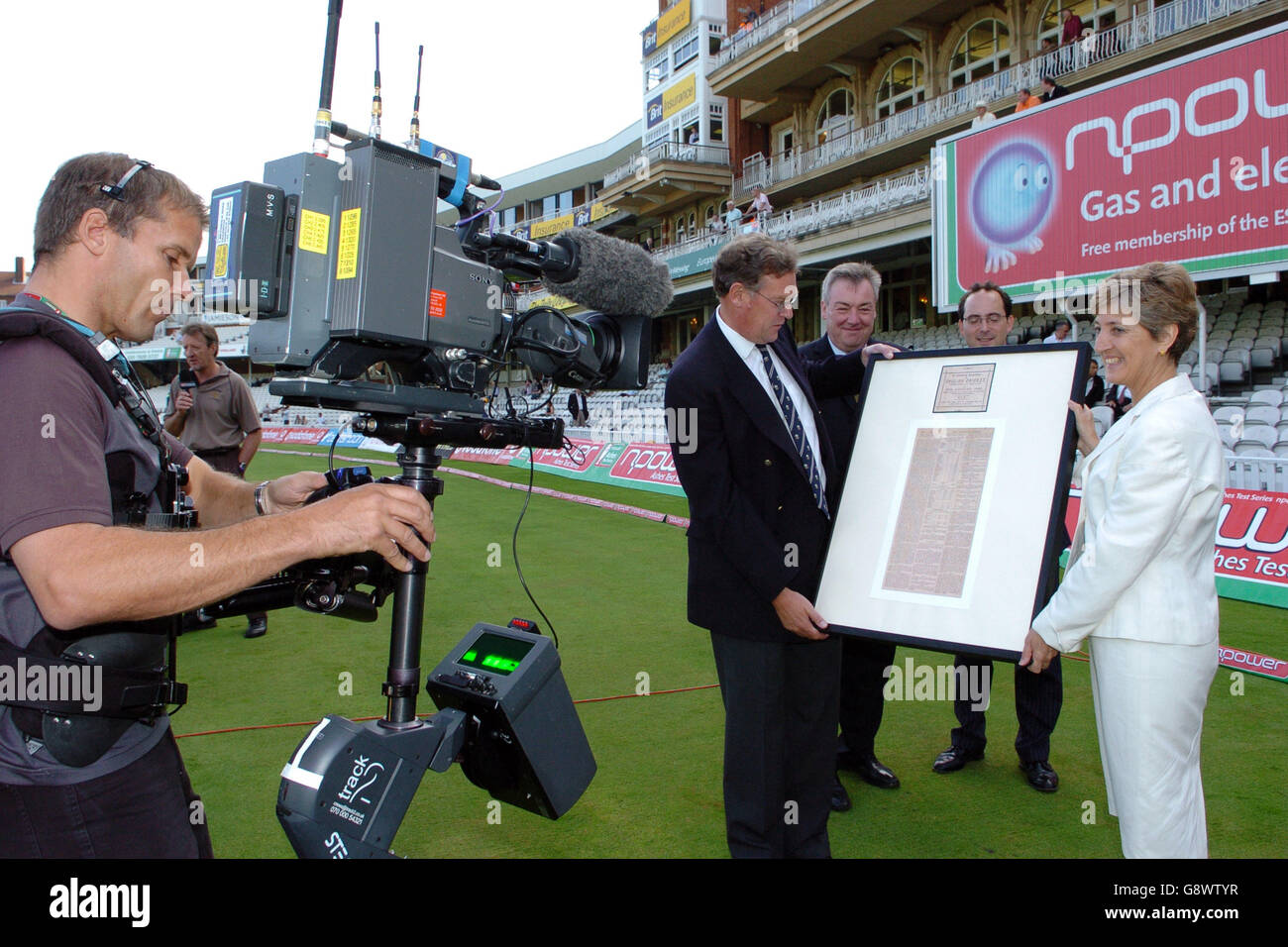Surrey CCC Chief Executive Paul Sheldon with the Mock obituary in the ...