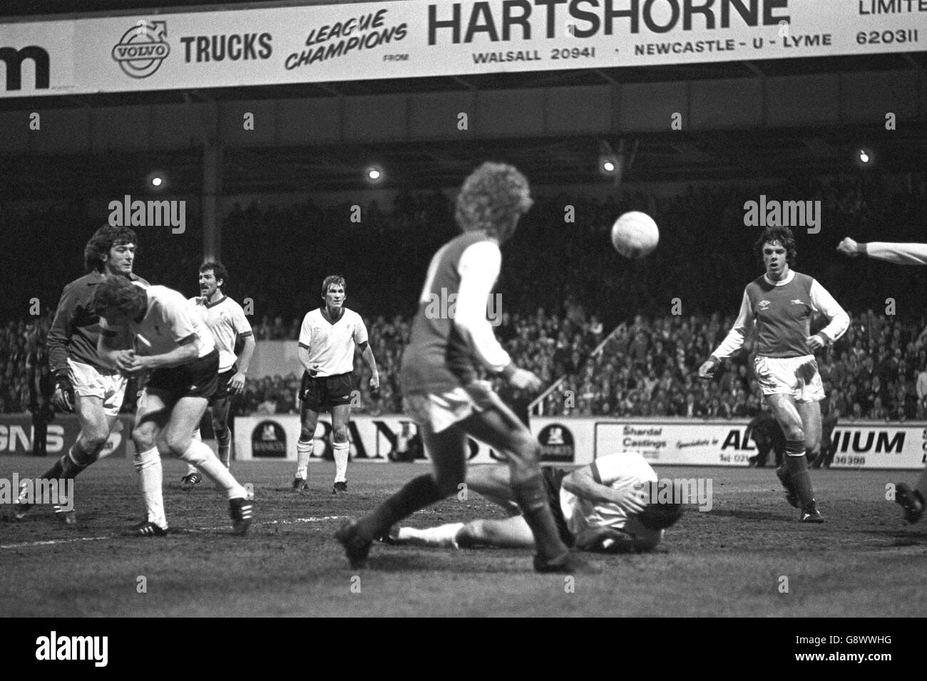 David hartshorne hi-res stock photography and images - Alamy