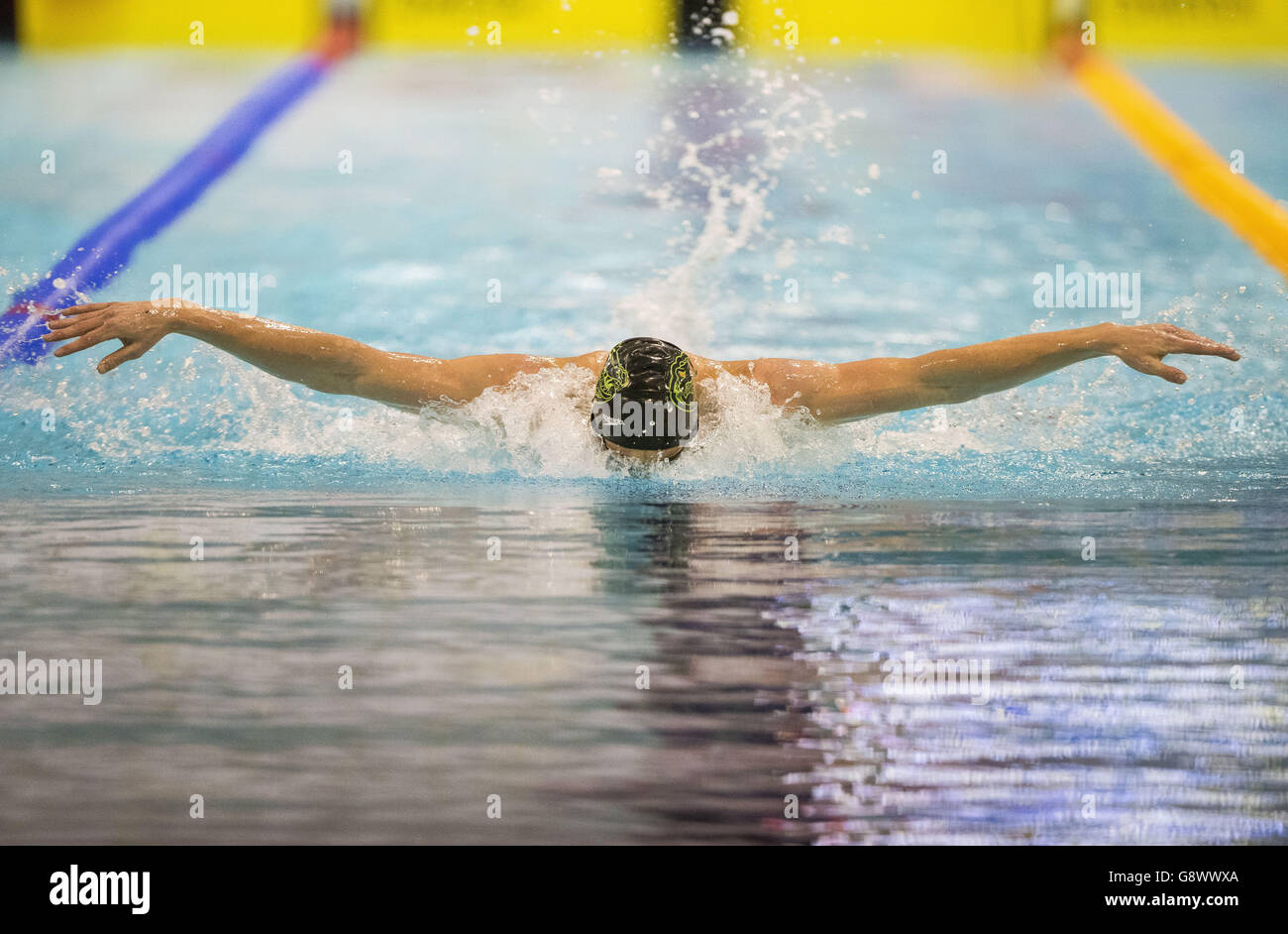 Dan Wallace on his way to finishing third in the Men's open 400m IM ...