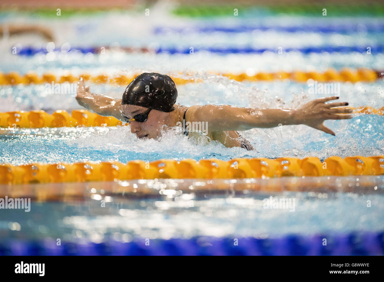 Alys Thomas on her way to finishing second in the Women's open 200m ...